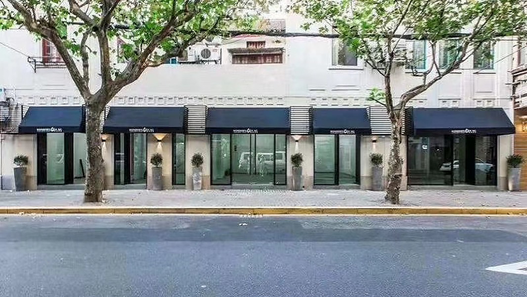 Launch your business in China | Storefront